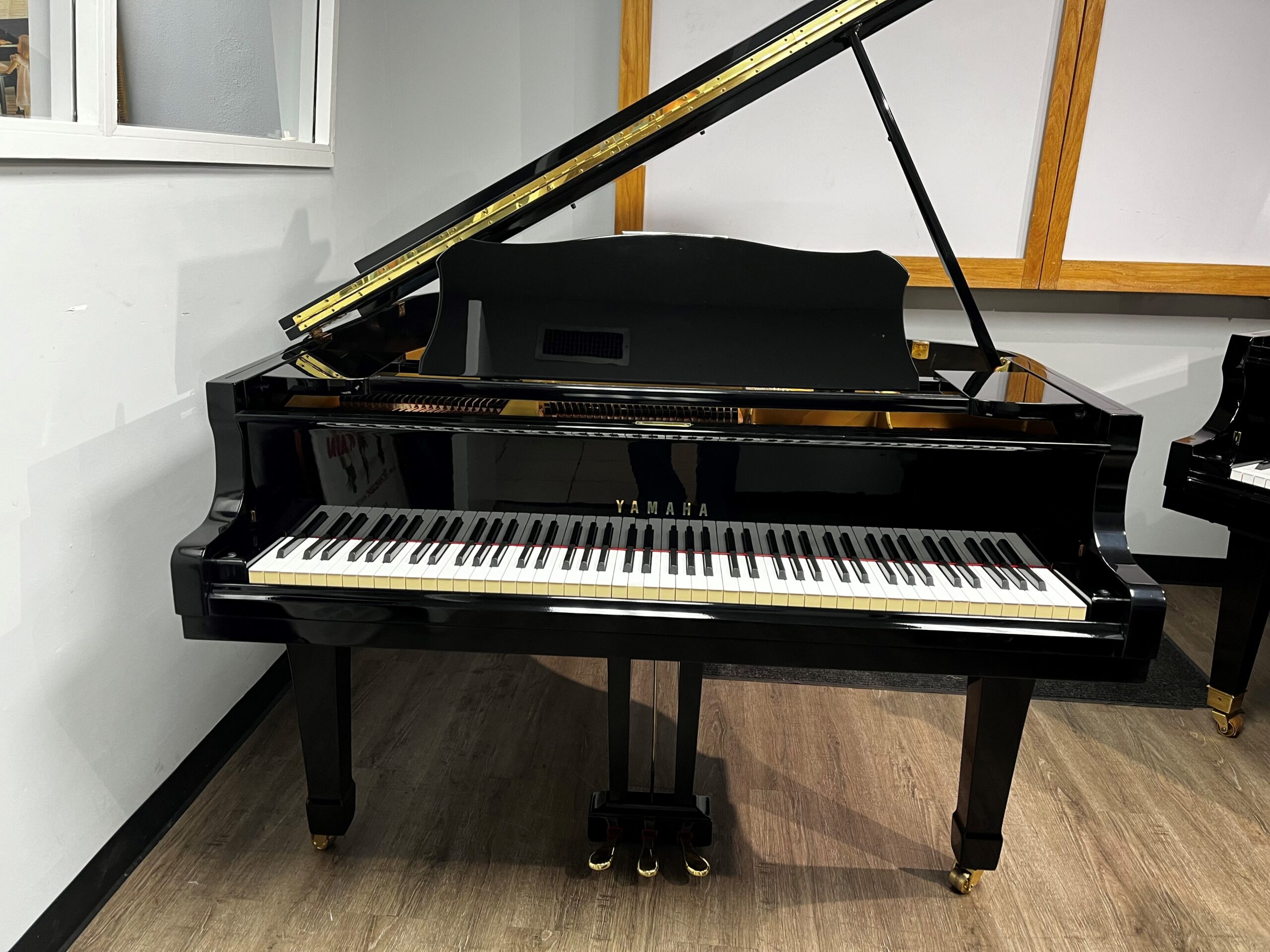 Used Grand Pianos - Houston Piano Company